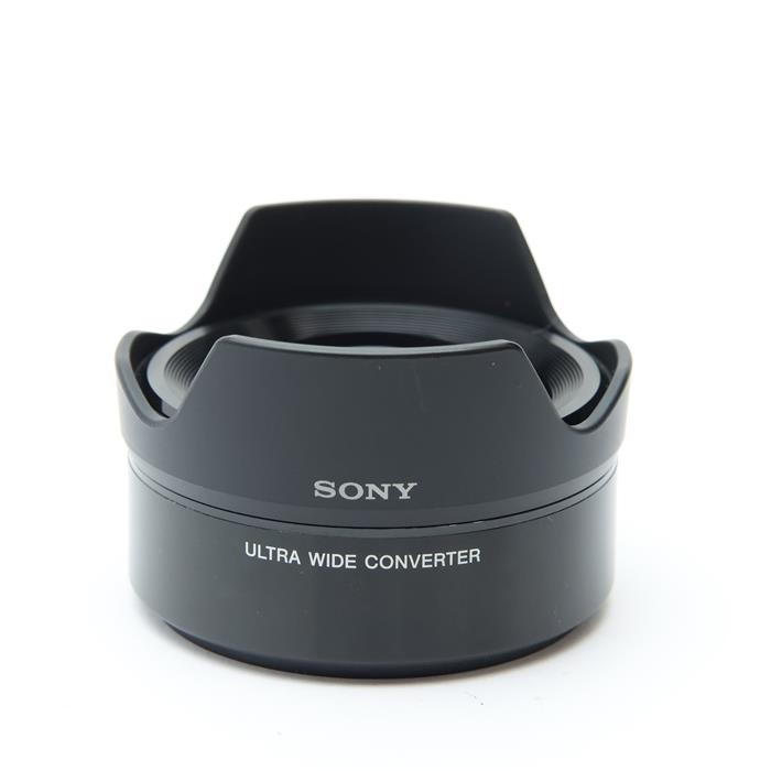 外観状態:良品 マップ保証期間:保証なし 付属品など:フロントキャップ・リアキャップ【ココがポイント！】E 16mm F2.8装着時は12mm相当となり、気軽に超広角撮影が楽しめます。付属のポーチで持ち運びしやすいのもポイントです！◎点検ス...