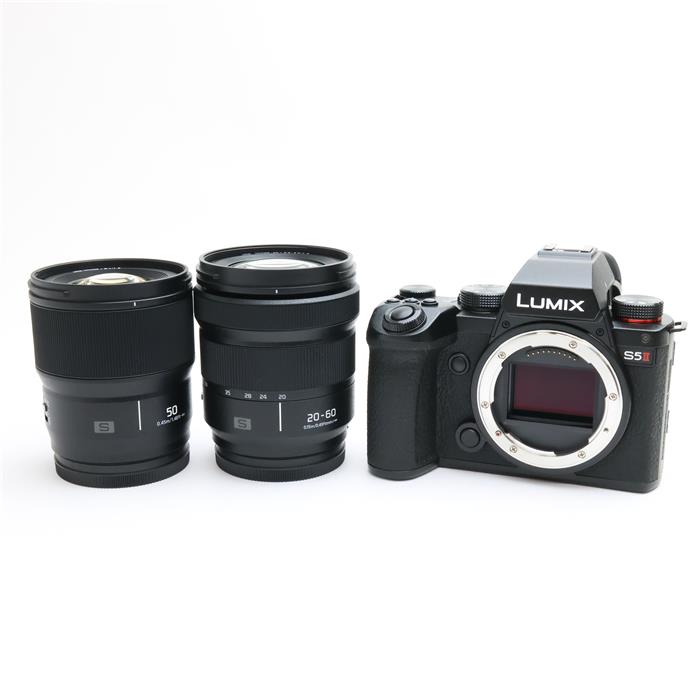 外観状態:良品 マップ保証期間:6ヶ月保証 付属品など:バッテリー・ACアダプター・USBケーブル・レンズフロントキャップ×2・レンズリアキャップ×2・レンズフード×2【ココがポイント！】高い描写性能とLUMIX初の像面位相差AFの両立を実...