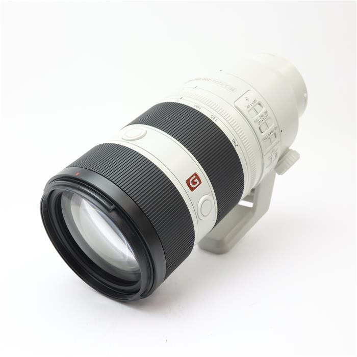 外観状態:良品 マップ保証期間:6ヶ月保証 付属品など:元箱・取扱説明書・レンズフロントキャップ・レンズリアキャップ・レンズフード・ケース・ストラップ(ケース用)・三脚座【ココがポイント！】前モデルより435gの軽量化を実現。質量1045g...