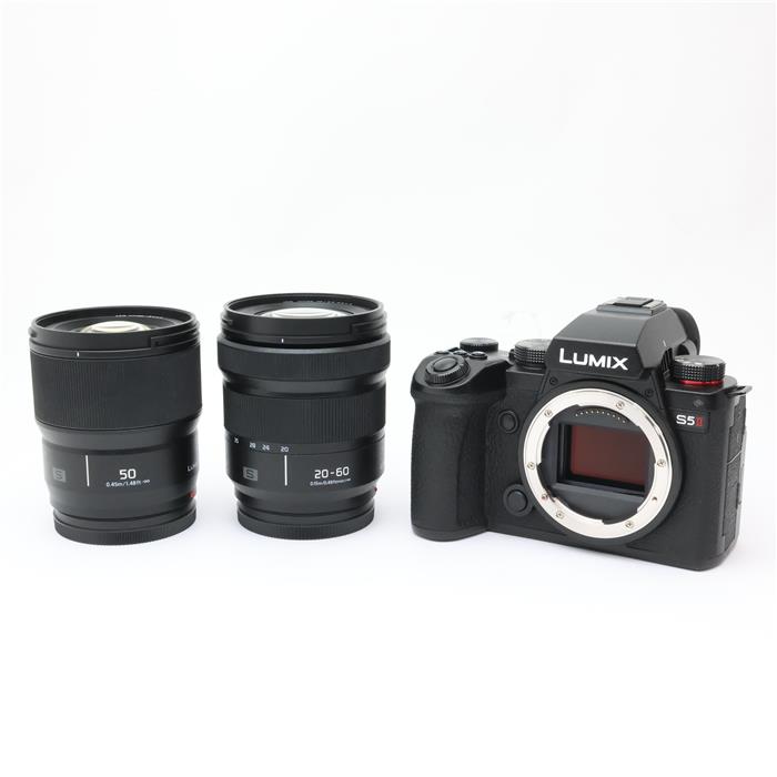 外観状態:美品 マップ保証期間:6ヶ月保証 付属品など:元箱・バッテリー・ACアダプター・USBケーブル・レンズフロントキャップ×2・レンズリアキャップ×2・レンズフード×2【ココがポイント！】高い描写性能とLUMIX初の像面位相差AFの両...