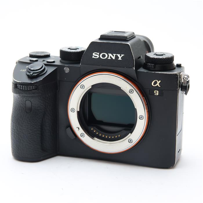 外観状態:並品 マップ保証期間:12ヵ月 付属品など:ストラップ・マイクロUSBケーブル・バッテリー・ACアダプター・チャージャー・ACコード（社外品）　※装着アイピースカップは他機種用ですが、使用に支障はありません。【ココがポイント！】「...