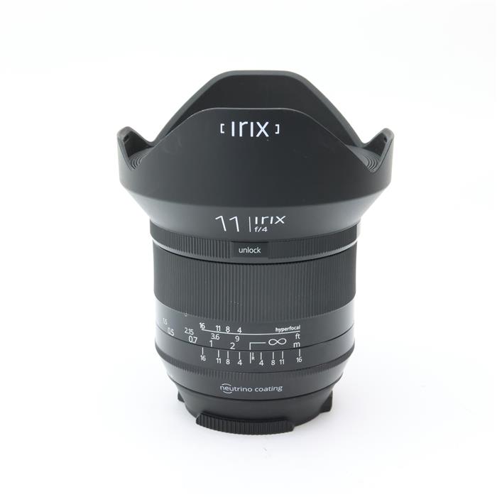 外観状態:並品 マップ保証期間:保証なし 付属品など:内箱・レンズフロントキャップ・レンズリアキャップ・ケース◎点検スタッフからのコメント【外観】ピントリングに若干のスレキズ、フード内側に除去しきれないテープ糊によるべたつきがございます。通...