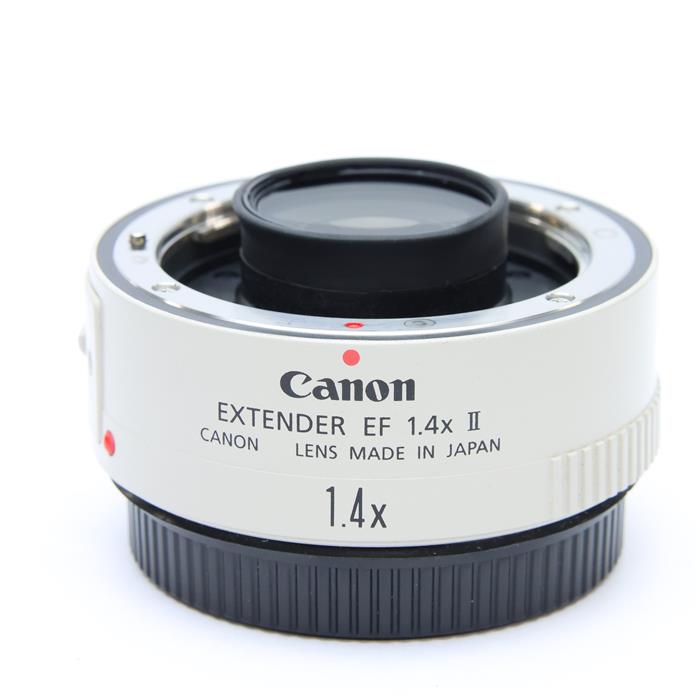 外観状態:美品 マップ保証期間:3ヶ月保証 付属品など:レンズフロントキャップ・レンズリアキャップ(社外品)・ポーチ【ココがポイント！】1.優れた防塵・防滴性カメラ側マウント部にゴムリング、レンズ側マウント外周部に「EOS-1V」と同様の防...