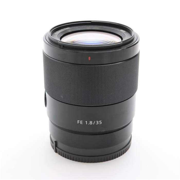 外観状態:良品 マップ保証期間:6ヶ月保証 付属品など:レンズフロントキャップ・レンズリアキャップ　※レンズフード欠品の為、お買い求めやすくなっております。【ココがポイント！】開放F値1.8からの高い描写力と小型軽量設計で手軽に本格撮影を楽...