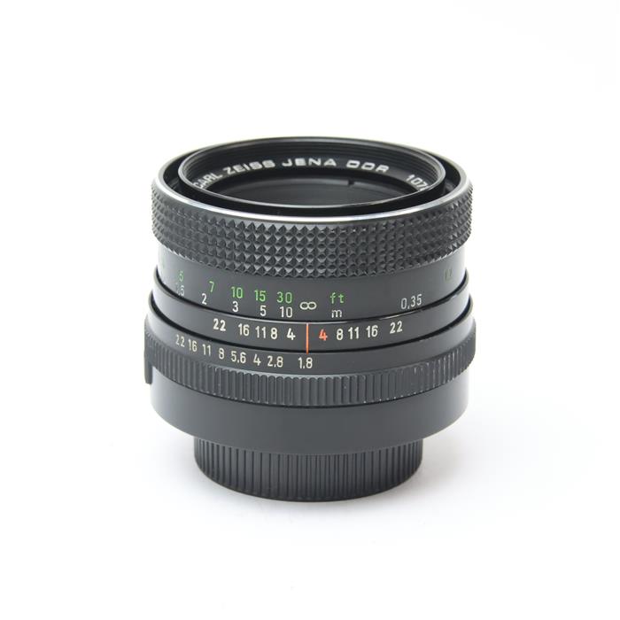 外観状態:並品 マップ保証期間:3ヶ月保証 付属品など:レンズフロントキャップ(社外品)・レンズリアキャップ(社外品)【ココがポイント！】プラナーに似た繊細な描写で、素朴なプラナーといったところです。 F1.8 の明るい大口径、古いレンズな...
