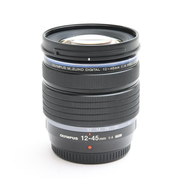 外観状態:並品 マップ保証期間:6ヶ月保証 付属品など:レンズフロントキャップ・レンズリアキャップ・レンズフード【ココがポイント！】全焦点域における傑出した光学性能を備えながら、世界最小最軽量を実現した高性能標準ズームレンズミラーレス一眼カ...