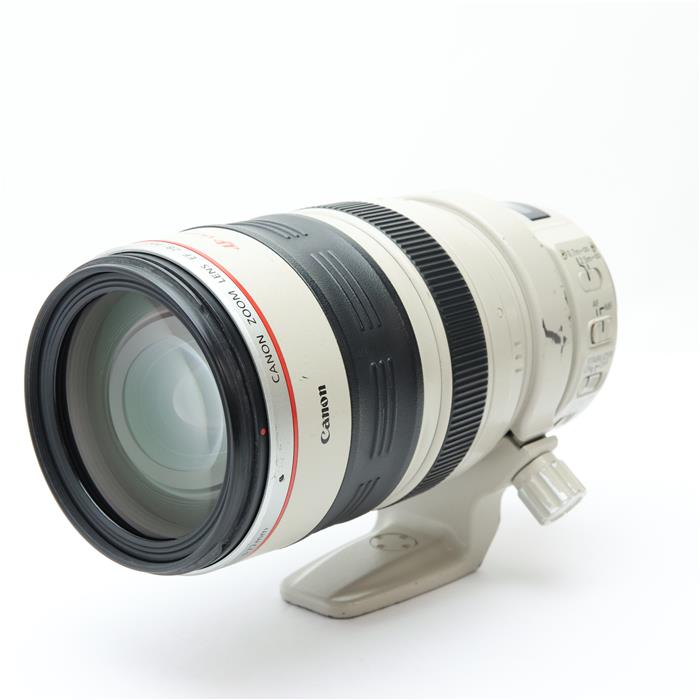 外観状態:並品 マップ保証期間:12ヵ月 付属品など:レンズフロントキャップ・レンズリアキャップ・レンズフード【ココがポイント！】広角の28mmを実現した超高倍率ズームに手ブレ補正を搭載。光学系にはUDレンズと非球面レンズを各3枚採用し、シ...