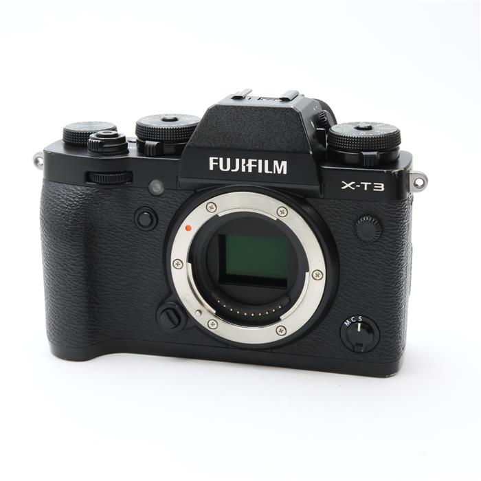 外観状態:並品 マップ保証期間:3ヵ月 付属品など:バッテリー・チャージャー・プラグアダプター・ストラップ取付リング・カバー・リング取付補助具【ココがポイント！】「FUJIFILM X-T3」は、小型軽量ボディに、新開発の裏面照射型2610...