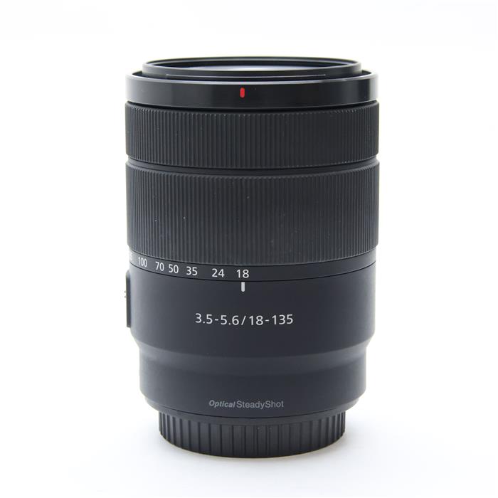 外観状態:並品 マップ保証期間:6ヶ月保証 付属品など:レンズフロントキャップ・レンズリアキャップ（社外品）・レンズフード【ココがポイント！】高倍率・高画質を小型軽量設計で実現。多彩な撮影シーンで活躍するAPS-Cフォーマット対応高倍率ズー...