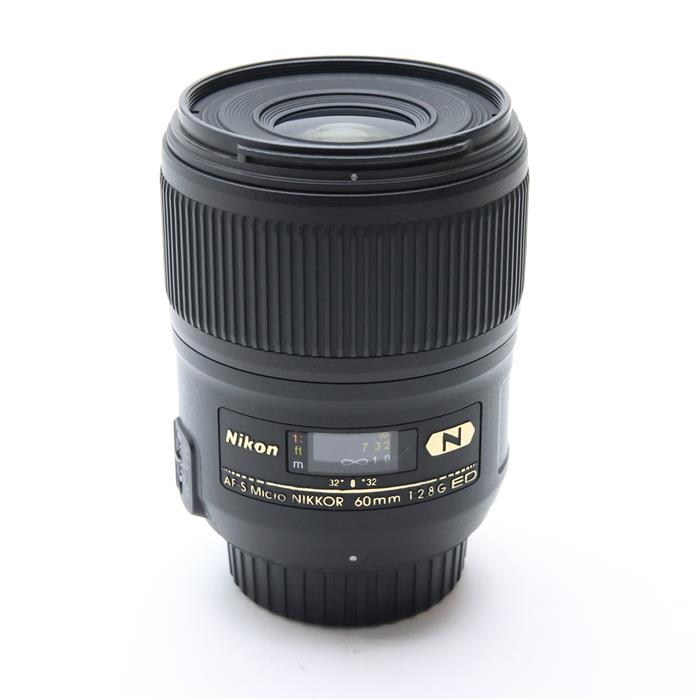 外観状態:並品 マップ保証期間:6ヶ月保証 付属品など:レンズフロントキャップ・レンズリアキャップ【ココがポイント！】AF(オートフォーカス)撮影およびMF(マニュアルフォーカス)撮影の切り換えが簡単にできるフォーカスモード切り換えスイッチ...