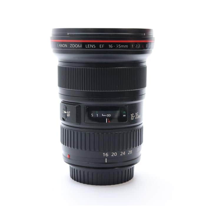 外観状態:並品 マップ保証期間:3ヶ月保証 付属品など:レンズフロントキャップ・レンズリアキャップ・レンズフード【ココがポイント！】プロやハイアマチュアカメラマンの厳しい要求に応える高画質・超広角ズームレンズです。3種類の非球面レンズ(研削...