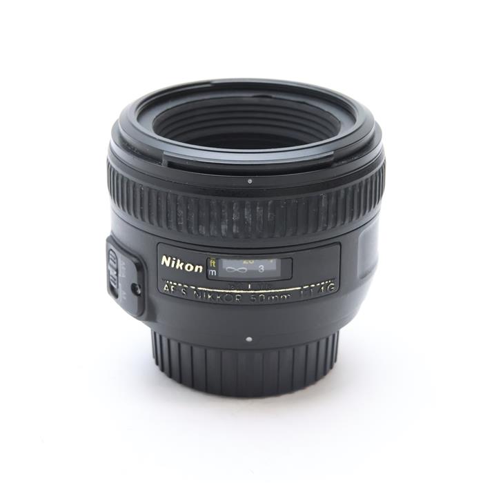 外観状態:並品 マップ保証期間:6ヶ月保証 付属品など:レンズフロントキャップ・レンズリアキャップ・レンズフード【ココがポイント！】新設計の光学系による優れた描写力と美しいボケ味、超音波モーター(SWM)による静粛で高速なAFが可能です。ま...