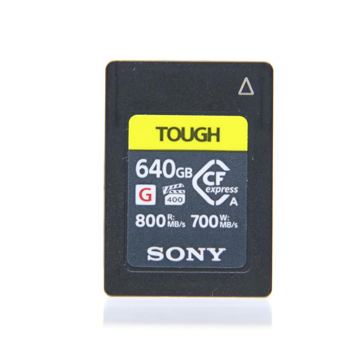 外観状態:良品 マップ保証期間:保証なし 付属品など:ケース【ココがポイント！】コンパクト形状と高速性能を両立した新規格メモリーメディア「CFexpress Type A」。SDメモリーカードよりコンパクトサイズでありながら高速スピードを実...