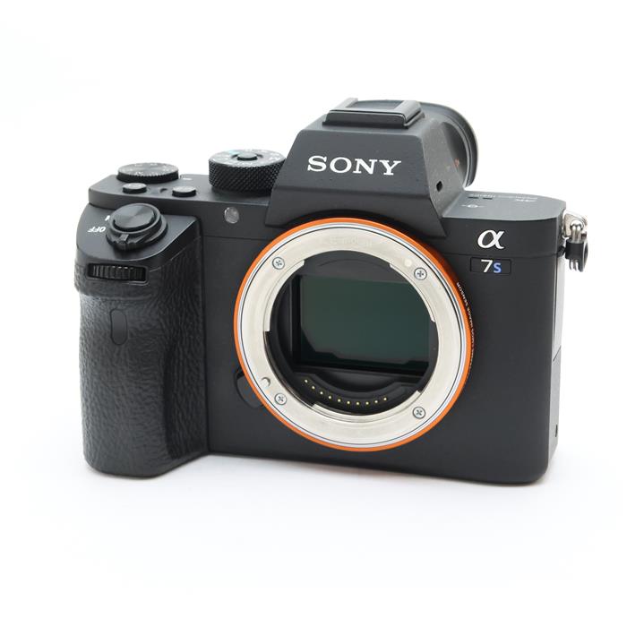 外観状態:並品 マップ保証期間:保証なし 付属品など:バッテリー×1・チャージャー【ココがポイント！】最高ISO感度409600 広いダイナミックレンジ、有効約1220万画素 35mmフルサイズCMOSセンサー搭載。α7Sの圧倒的高感度/α...
