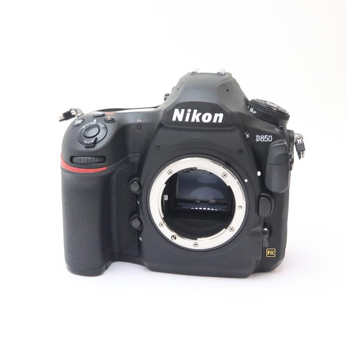 外観状態:並品 マップ保証期間:12ヵ月 付属品など:バッテリー(新品)・チャージャー【ココがポイント！】有効画素数4575万画素と常用感度ISO 64-25600を両立。ボディ単体で最高約7コマ/秒の連写が可能。シャッターチャンスを逃しま...