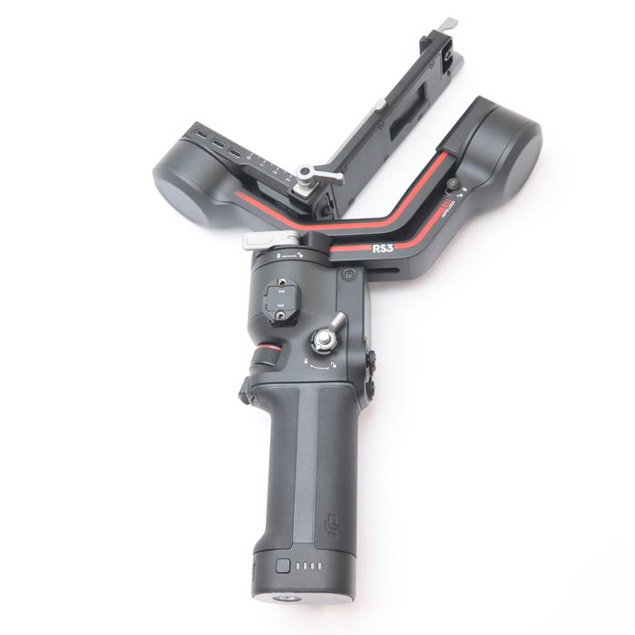 外観状態:新同品 マップ保証期間:保証なし 付属品など:元箱・BG21グリップ・USB-C充電ケーブル・レンズ止着サポート・延長グリップ三脚・クイックリリースプレート・カメラ制御ケーブル・DRingカメラ取付ネジ・1/4インチカメラ取付ネジ...