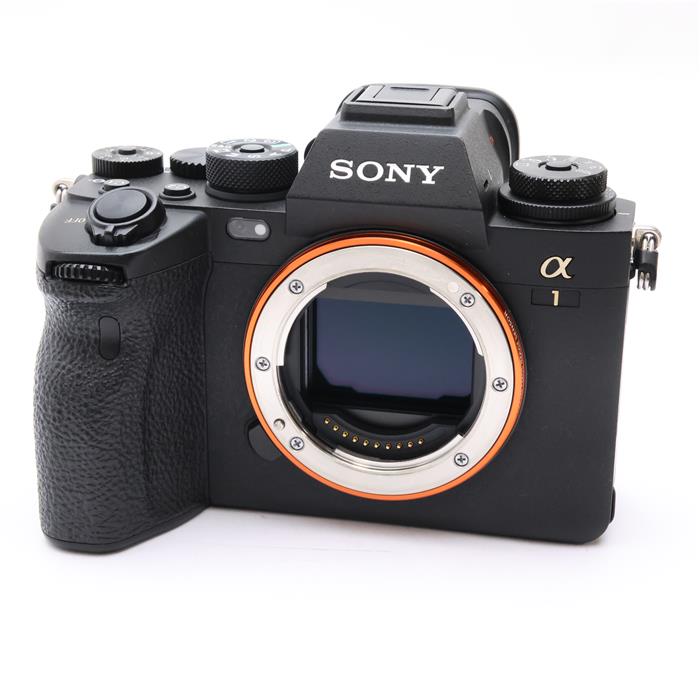 外観状態:良品 マップ保証期間:12ヵ月 付属品など:バッテリー・チャージャー・ACコード・USB-Cケーブル【ココがポイント！】進化するプロの創造性に最先端技術で応えるフルサイズミラーレス一眼カメラ。有効約5010万画素の高解像でAF/A...