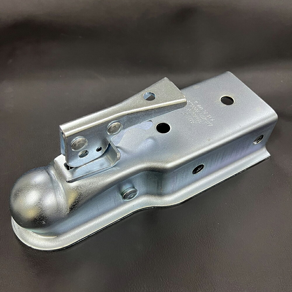 ■ヒッチボール径：2インチ ■取付け幅：75mm ■取付け穴間隔：約77mm ■牽引最大重量：1,588kg ※こちらの商品は輸入品のため、運送中や製作過程でできる小傷・剥がれ等がある場合がございます。 使用上問題ない場合はクレームの対象外...