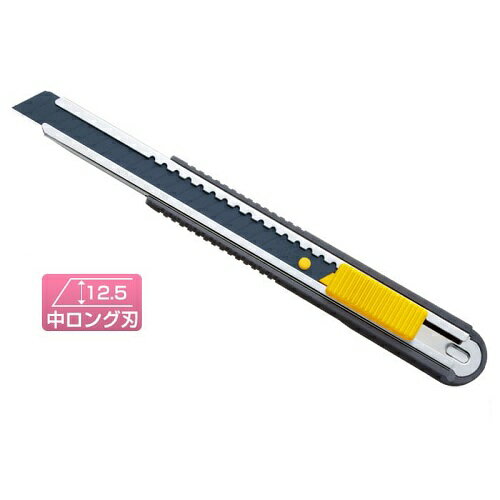 壁紙を切ることを目的として開発したプロ用カッターナイフ。 1枚で新しい刃先が21回使えてお得な、特専黒刃(中)ロング02を装着したオートロック式中ロング型カッターナイフ。 切り口が目立たない刃厚0.2mmの超極薄刃でありながら、中型刃ならで...