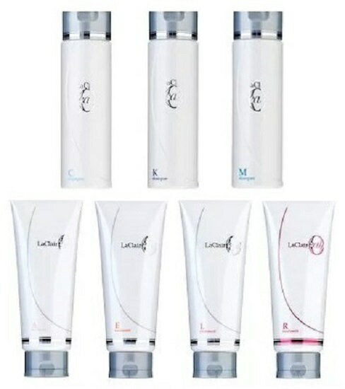 水との出会い。スキンケアのように 「シュガーエステル」「ヒアルロン酸」が髪にうるおいを与えます。「18-MEA」「セラミド」が髪のうるおいを逃がしません。 3種類のオーガニック成分で頭皮をみずみずしく健やかに。 肌触りのよい泡立ちでしなやか...