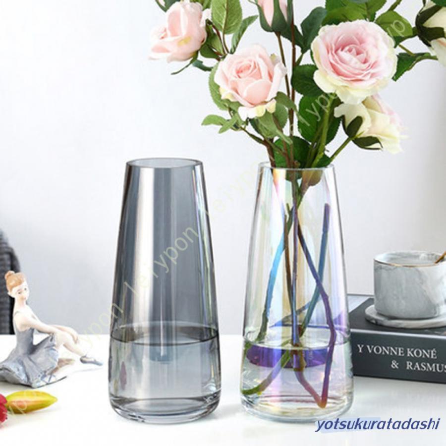 商品名: ガラス花瓶素材: ガラスサイズ：口径×高さ：ホワイト、01花びん、グレー、ブラウン=6.5*22cm、01ホワイト、02花びん、01グレー、01ブラウン=5.5*15cm（スタッフ採寸のため、若干の誤差が生じる場合がございます）場...