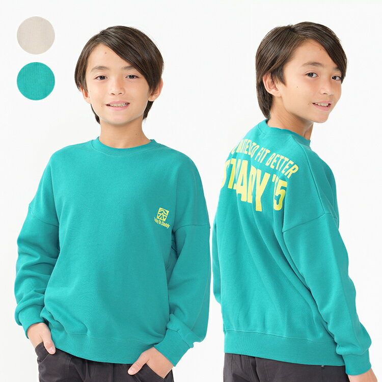 秋から春まで長く着られる裏毛素材。ゆったりシルエットにバックプリントがトレンド感のあるトレーナー、スウェット。シンプルで着回しがきくアイテム。（ベビーサイズのみ肩ボタン仕様になります。）【アイテム】トップス カジュアル お洒落 オシャレ か...