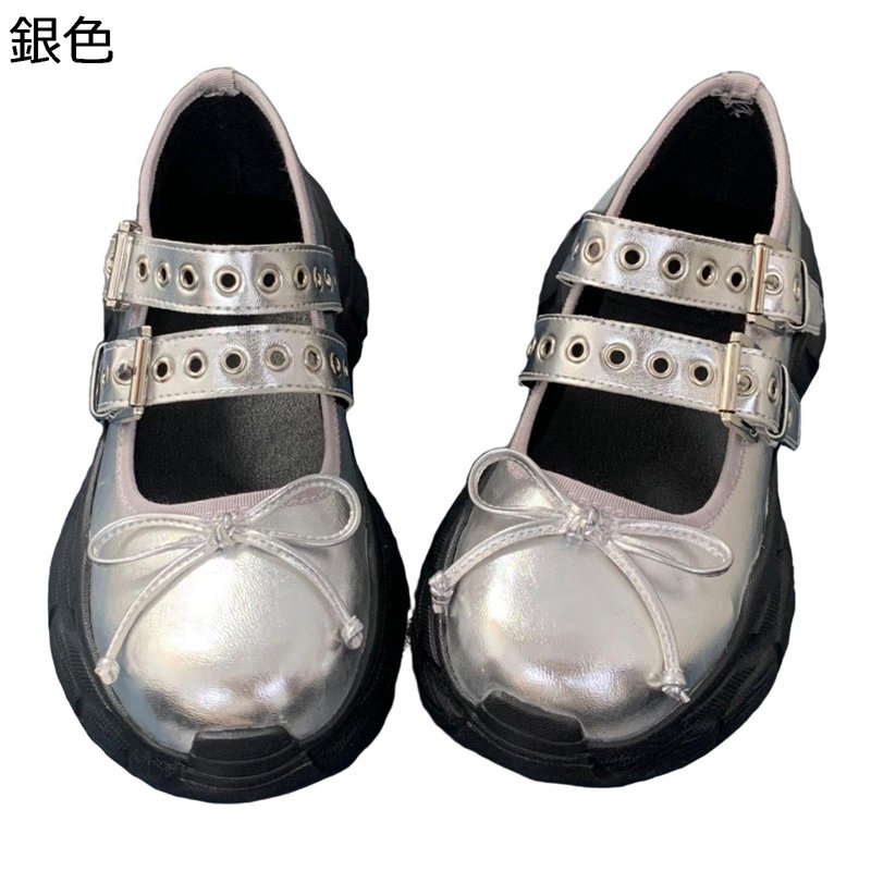 　　　 ◆◇◆人気の秘密◆◇◆ 【厚底靴】この厚底靴は安定感抜群。足当たりが良くムレにくい素材を使用。ゴムソールは滑り止めのために 底はしっかり滑り止めが効いている。 【美脚&可愛い】前3cmとヒール5cmの疲れにくくて、美脚&可愛いの絶妙...