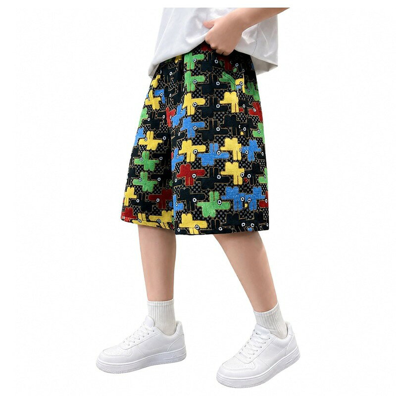 　　　 ◆◇◆売れている秘密◆◇◆ 【ボーイズハーフパンツ】ゆったりとしたワイドシルエットが特徴のボーイズハーフパンツです。締め付け感のないリラックスした穿き心地で、元気に動き回るジュニアの日常に寄り添います。通学や通園、デイリーのカジュア...