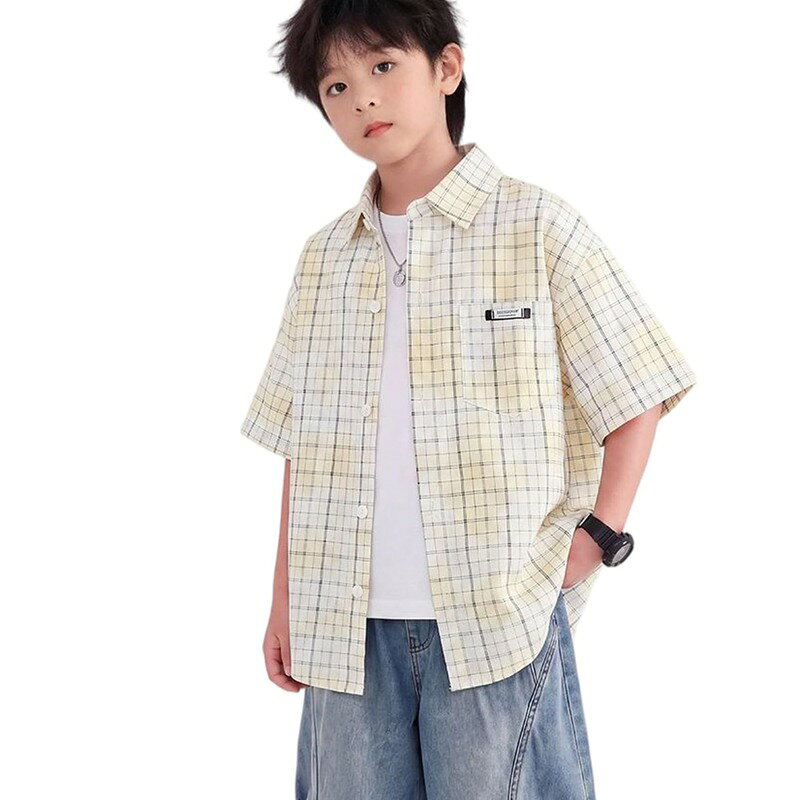 　　　 ◆◇◆売れている秘密◆◇◆ 【キッズシャツ男の子】110から170までの豊富なサイズ展開で、元気な男の子の成長に合わせて選べるカジュアルなチェック柄半袖シャツです。薄手で通気性の良いさらっとした素材感を採用しており、汗をかきやすい季...