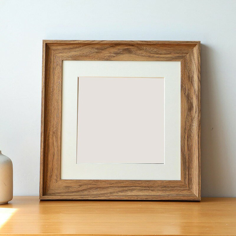 　　　 ◆◇◆売れている秘密◆◇◆ シンプルながらもおしゃれな雰囲気を演出します。写真を引き立てるフレーム。結婚式や誕生日、母の日、父の日などのギフトに最適！軽量で耐久性の高い材を使用し、丈夫でありながら木目調フレームの美しさを引き出します...