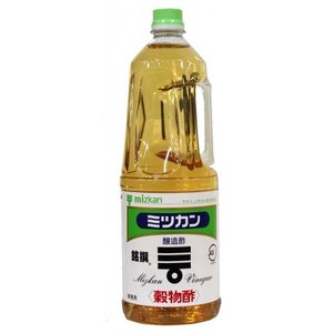 小麦・酒粕・米・コーンをバランスよくブレンドして醸造した、日本で最もポピュラーな醸造酢。さっぱりとしたさわやかな味が、あらゆる料理によく合います。ミツカン,穀物酢,1800ml,1.8L,調味料,料理,人気,好評,お勧め,オススメ,おすすめ...
