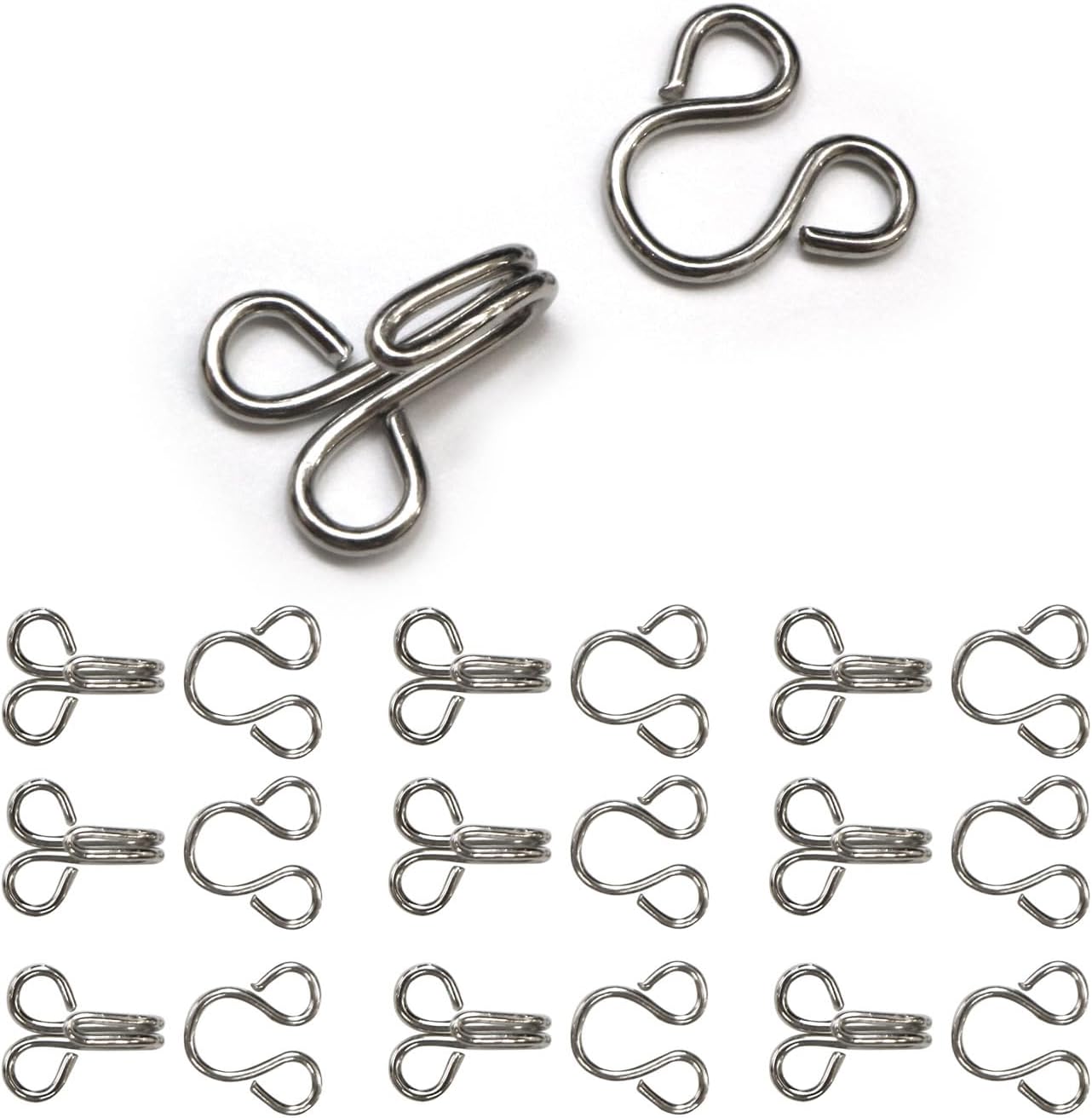 ●【組み合わせ時目安サイズ】約22x11mm ●【サイズ詳細】オス側パーツ（差し込み側）：約12x11mm メス側パーツ（受ける側）：約12x11mm ●【数量】10組 【材質】金属 ●【カラー】シルバー ツヤあり ●【特徴・用途】スカート...