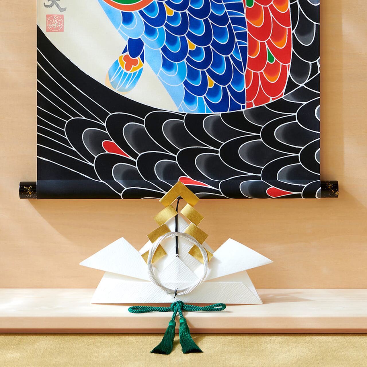 詳細 老舗の鯉のぼりメーカー「ワタナベ鯉のぼり」が作る、紙製の兜「KAMITO」 こどもの頃、新聞紙や包装紙を折って作った紙のカブト。 それを被り柏餅を頬張った思い出も懐かしい。 気持ちの良い初夏の風や香りまでよみがえります。 KAMITO...