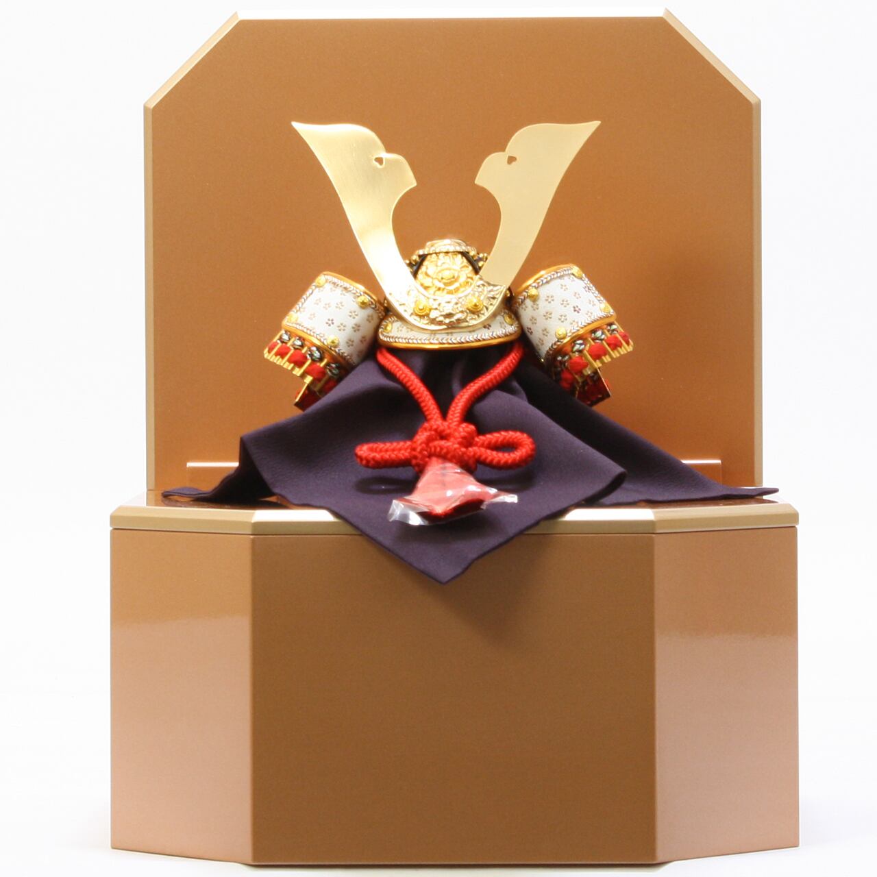 詳細 SIZE　間口28×奥行26×高さ35 【付属品】　五月人形の飾り方冊子・お手入れセット（白手袋・天然毛バタキ・クロス）・オルゴール付フォトスタンド・防虫剤（日本人形協会推奨 ムシューダ人形用）・長期20年保証書（保証範囲は保証規約に...