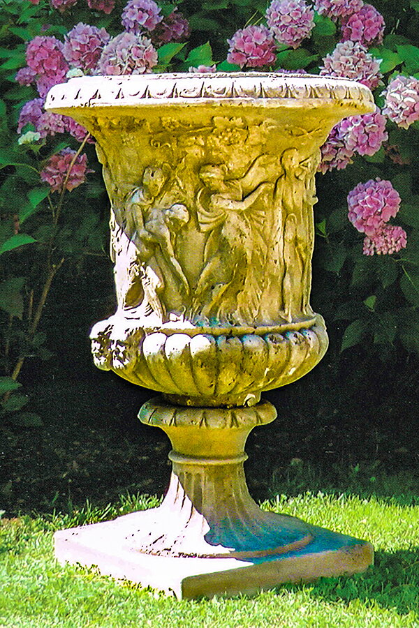 ネローネ　クラシック 　■寸法：直径約64cm 高さ約95cm 　　　重量約86kg 　■ITALGARDEN社の工房で製作された花鉢です。 　こちらは粒状の大理石と白セメントを調合・型取りし 　丹念な各工程を経て最終段階ではアンティーク処...