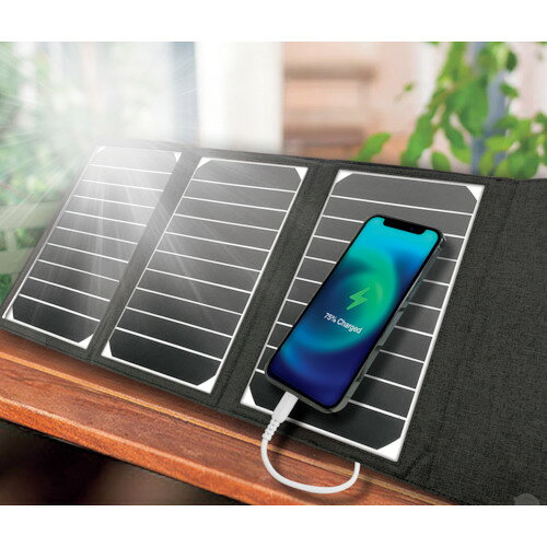 ●太陽光でスマホが充電できます。●最短約2～3時間でスマホフル充電可能です。●おりたたんでコンパクトに収納できます。●防塵防水IP65準拠です。● USB-Aポート×2個搭載です。●アメリカ製サンパワー社製ソーラーパネルを搭載してます。●防...