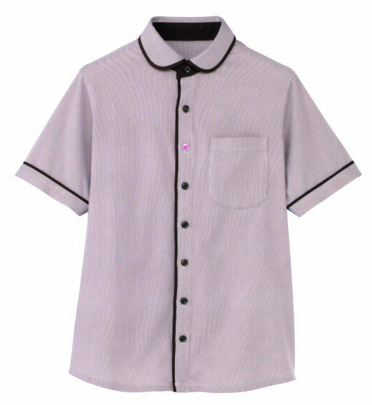 ●ニットであることを感じさせない信頼感のある布帛のようなニットシャツ●ナチュラルモダンなカラーリング×ナチュラルモチーフテープ●ラウンドボタンダウンでおしゃれ度アップ●介護職専用動きやすいARM360°●腰ポケットはA4紙2つ折りサイズのメ...