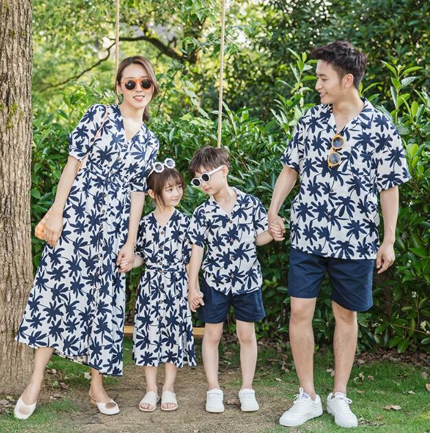 商品名 家族お揃い衣装 親子ペア 夏 パパと息子 色 写真色 内容 女：ワンピース 男：シャツ単品/シャツ＋パンツ2点セット 素材 ポリエステル 連絡について ＊土日祝日に電話対応不可、メールでの返信は48時間以内させていただきます。弊社と...