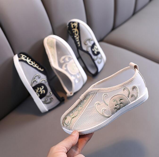 商品名 子供パンプス チャイナ靴 刺繍 美しい民族風シューズ 色 写真色 サイズ 25、26，27，28，29，30，31，32，33，34，35、36，37 内容 画像参考 素材 アッパー/布地 靴底/ゴム 連絡について ＊土日祝日に電話...