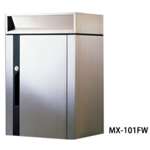 ※防滴仕様ですが強い風雨や郵便物の投入が不完全ですと雨水が浸入することがあります。極力雨がかりの 少ない軒下等の場所へご設置くださいますようご配慮ください。 ※取出口側を屋内に設置する場合、防水に充分配慮し、製品と周囲の壁面との目地部分へは...