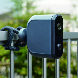 配線なし どこでも取り付けセンサーカメラ 乾電池式 配線不要！どこでも取り付けセンサーカメラどこでも簡単取り付けできる配線不要のセンサーカメラです！センサー感知でカメラが作動し記録します。自由に曲がるアームでどこでも取り付け可能。アームを外...