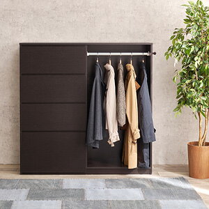 ロータイプ ハンガーラック 幅121 VKH-7275 ロータイプ ハンガーラック 幅121 VKH-7275 しっかりと収納できる幅121cmのワイドサイズのハンガーラックです。引出し4杯とハンガーポールが付いていて、これ1台で、大量の服...