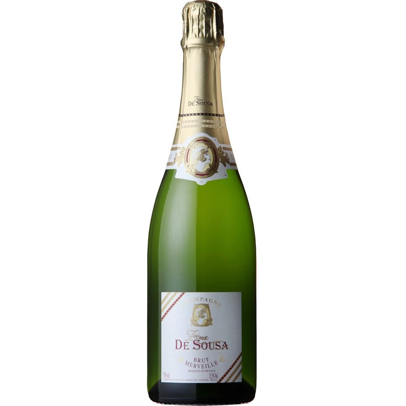 内容量:750ml 入数:1本 合う料理: 白身魚のカルパッチョ、ムニエル 原産国:フランス 「女性らしさを感じる独自の美しさをもつシャンパーニュを造り出したい」との考えを基に力強く生きる華やかな女性をイメージ。
