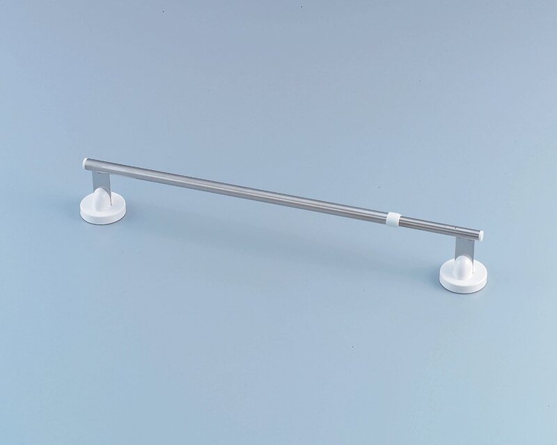 サイズ:幅5×(40.5~65)高さ6.8cm 重量:0.285kg 材質:本体/18-8ステンレス、プラケット/ABS樹脂、キャップ/ナイロン樹脂・ポリエチレン 原産国:日本