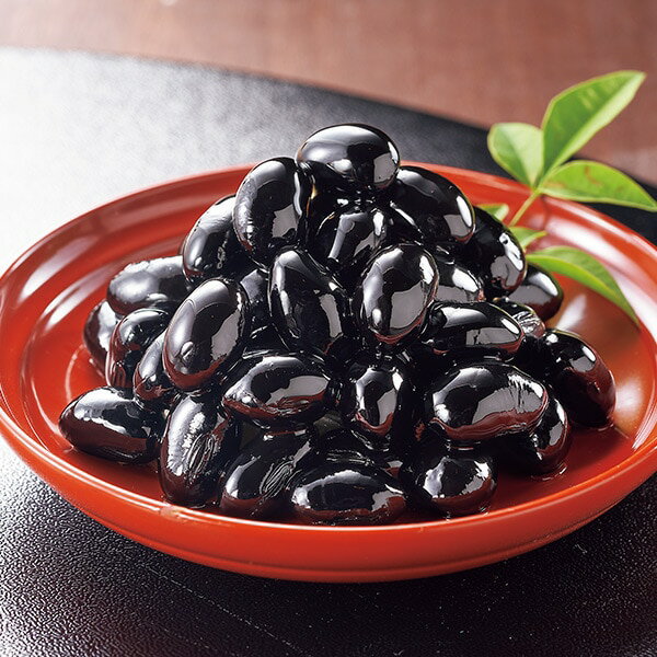 最高級丹波黒大豆使用。おもてなしやおせちの一品に！【兵庫県産黒大豆】兵庫県産の丹波黒大豆を使用しました。ふっくら大粒の3Lサイズです。隠し味にワインと赤酒を加え、風味豊かに仕上げました。（アルコールは含まれておりません） 3Lサイズ（約12...