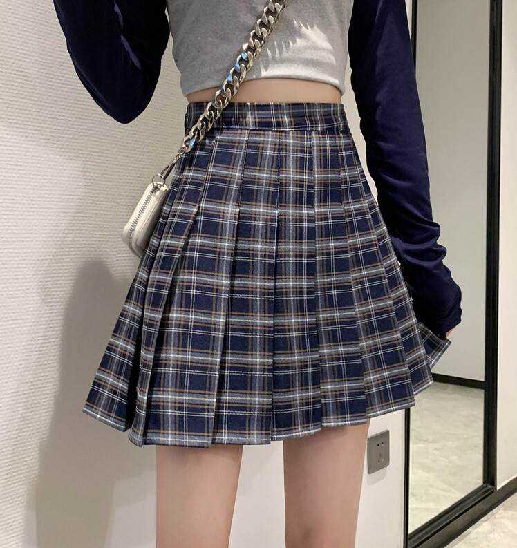 abc-2661グッドガール風のミニ丈のプリーツスカートは1枚は持っておきたいマストアイテム。裾が程よく広がるデザインで、ウエスト周りのシルエットが綺麗に見えます。【カラー】ネイビー　グレー【サイズ】cmS /スカート丈 39 /ウエスト ...