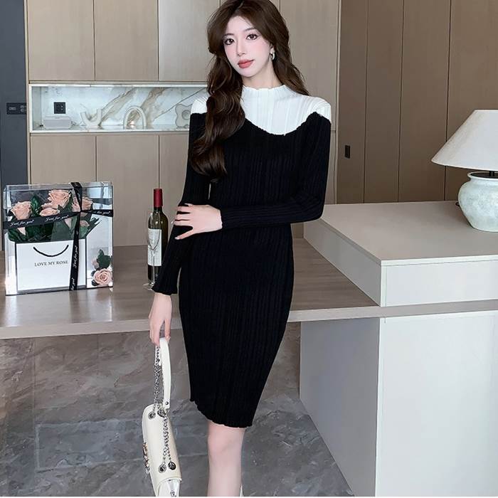 秋冬シーズンにぴったりな、リブニットのワンピドレスをご紹介します！ハイネックデザインとスリムなシルエットが、華奢見えを実現し、スタイルアップ効果抜群です。色展開 ブラックサイズ S M Lサイズ(cm)S /スカート丈 88 /バスト 60...