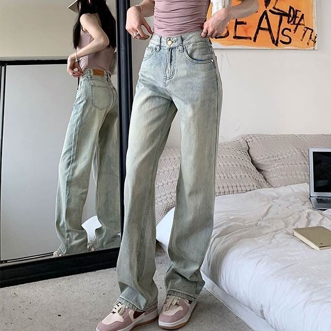 大人可愛いデニムパンツは、シンプルで上品なデザインが特徴です！ロング丈のため、スタイルを良く見せる脚長効果が期待できます。こなれ感のあるカジュアルコーデから、きれいめスタイルまで幅広く活躍するアイテムです色展開 ワンカラーサイズ XS S ...