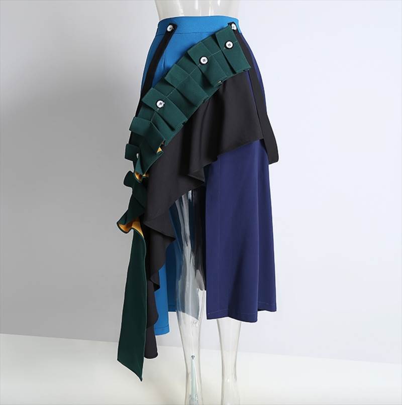 配色が可愛いスカート。個性的なデザイン。色展開 ブルーサイズ Fサイズ(cm)F /着丈 93 /ウエスト 58-68《商品について》※当ショップは海外からのノーブランド商品になります。海外製品のため日本商品に比べ品質が劣る場合がございます...