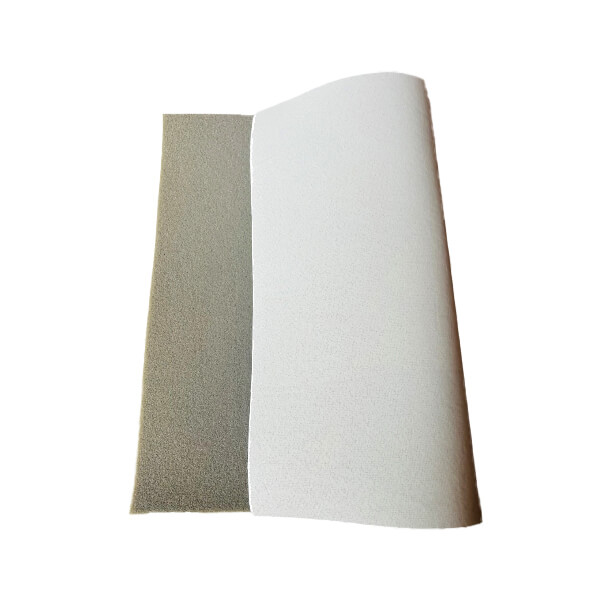 オジカインダストリ 温熱シートはブラジャーパットとして販売しておりましたが、他の用途として使用したいというお声を沢山いただきました。 この度、ブラジャーパットの生地の未加工品、温熱シートを販売致します。 布は還元くん鉱石、グラファイトシリカ...